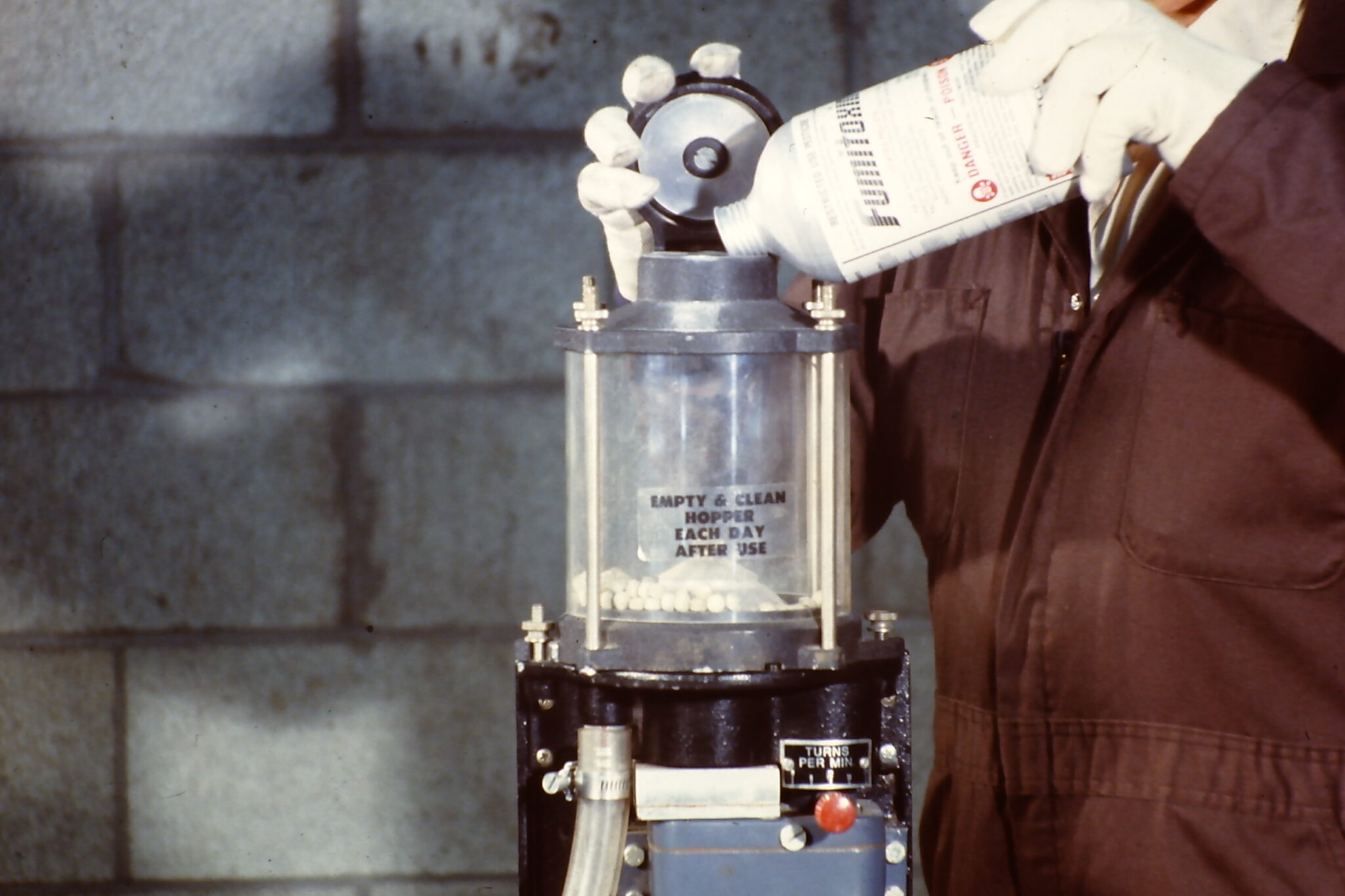 Pellet Dispenser - SGS Pest Management